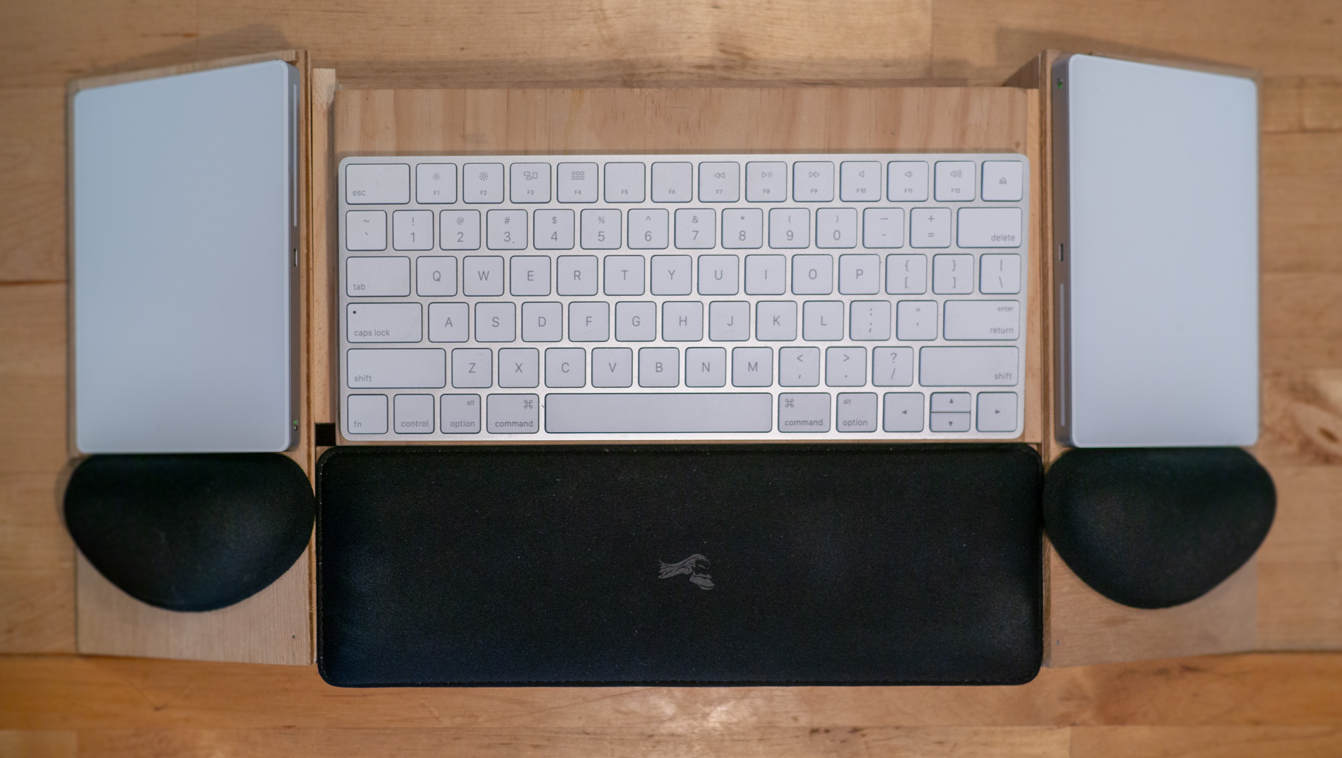 The vertical Magic Trackpad - Magic Utilities